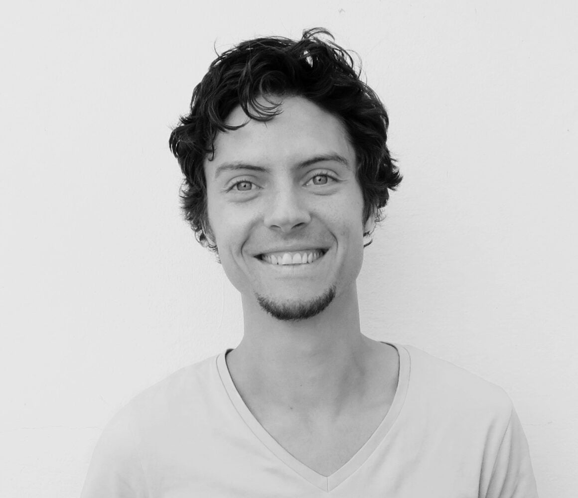 Contact - Kragh Berglund